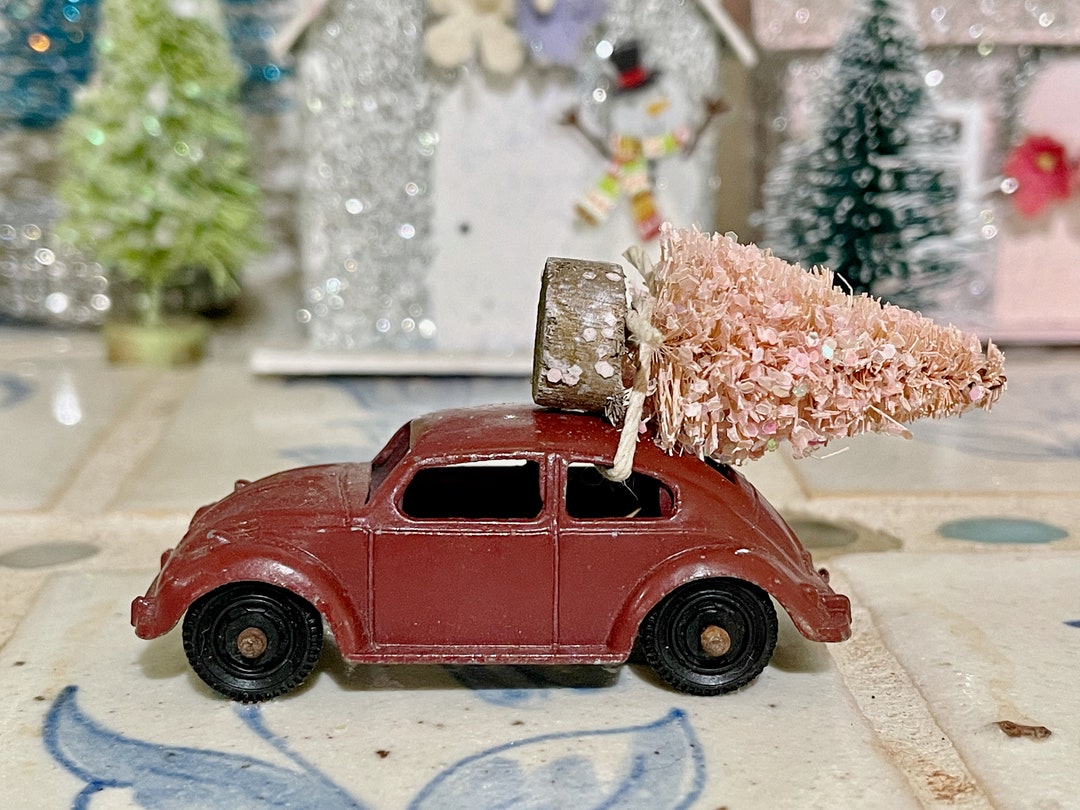 Vintage 1960's TOOTSIE TOY VW Bug W/ Bottle Brush - Etsy