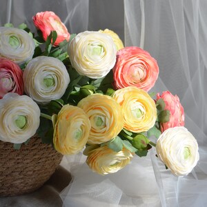 Luxe Faux Ranunculus, Silk Ranunculus, Artificial Flowers Arrangement ...