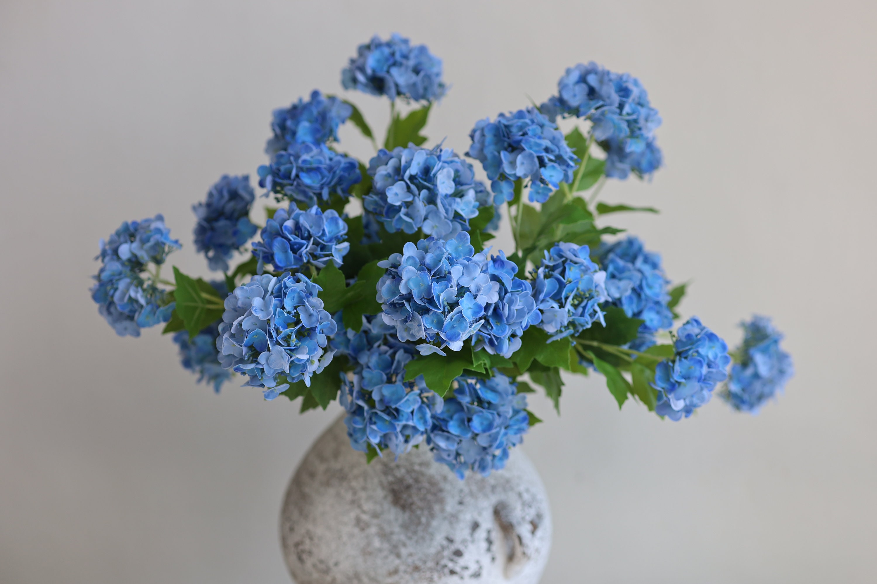 25" Real Touch Seeded Blue Hydrangeas, Snowball Hydrangea, Faux ...
