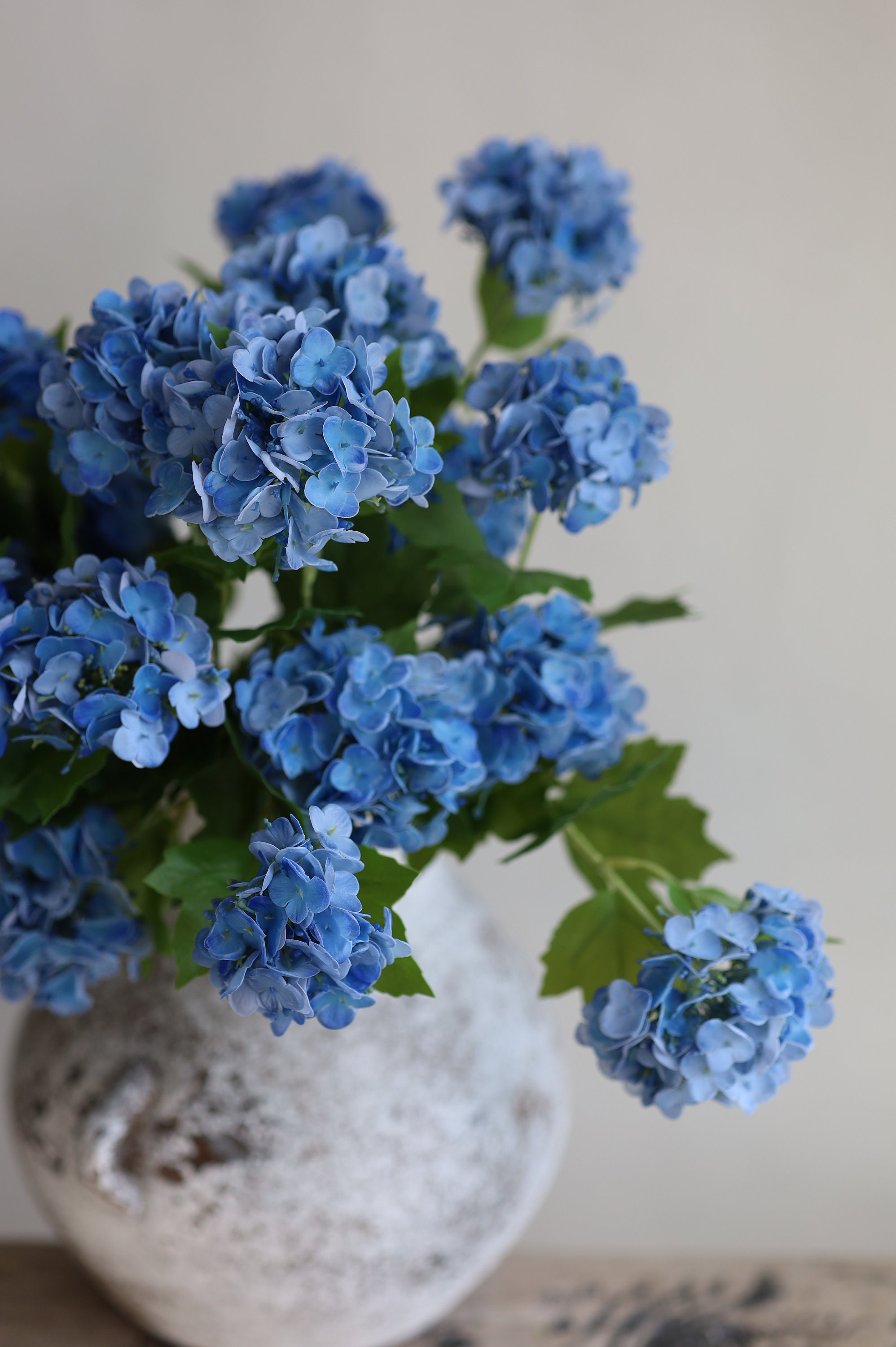 25" Real Touch Seeded Blue Hydrangeas, Snowball Hydrangea, Faux ...