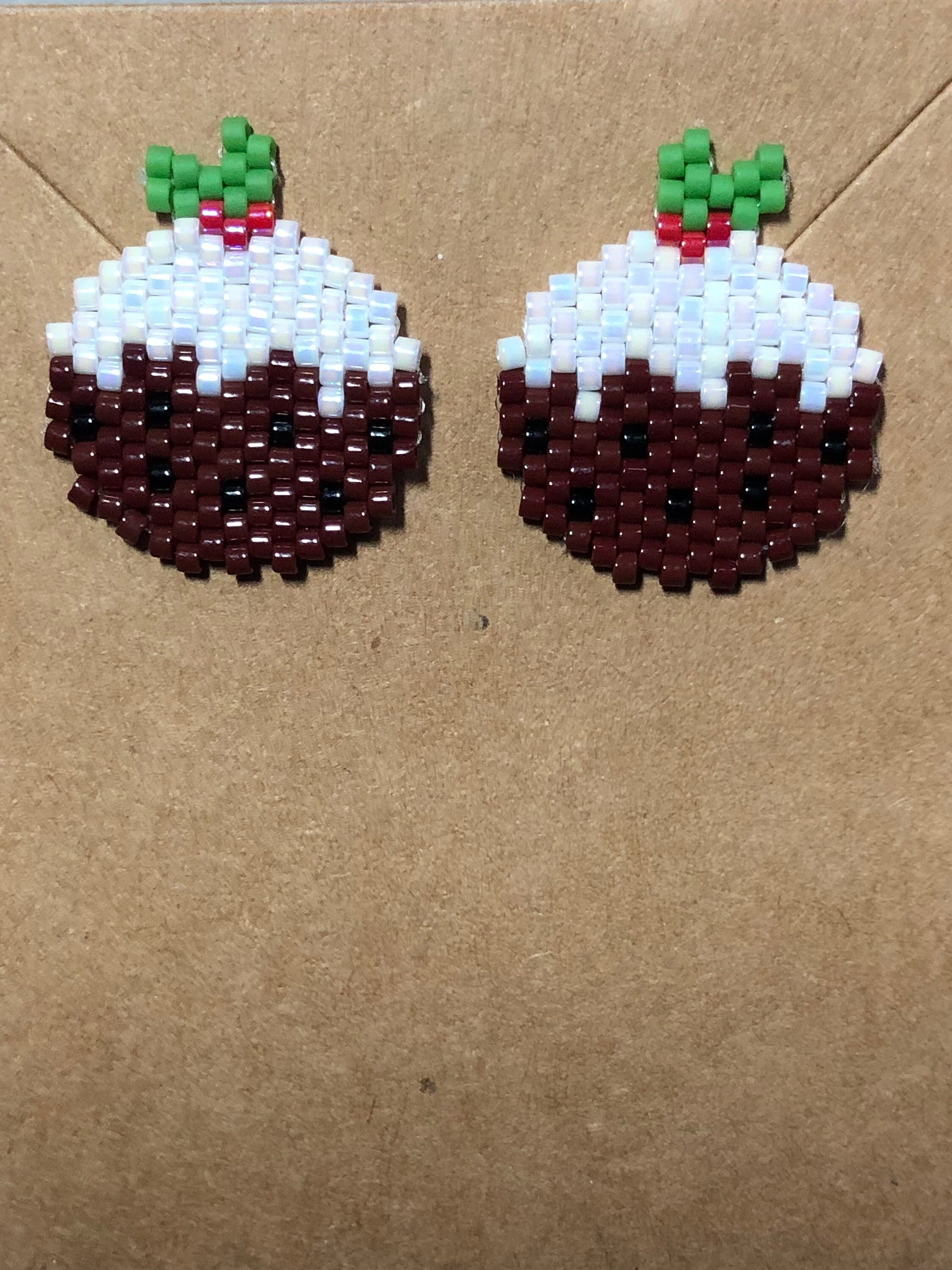 Brick Stitch Christmas Pudding Stud Earrings. - Etsy