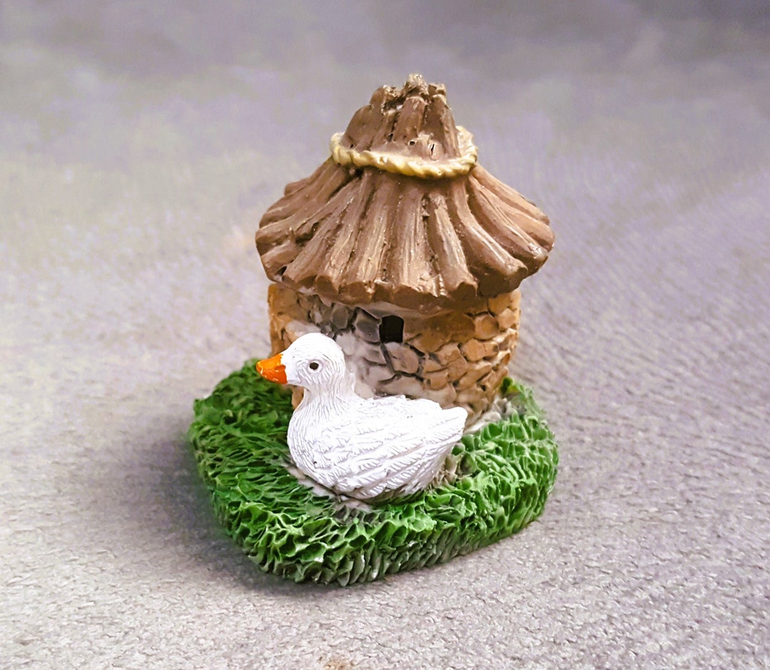 Silicone Mold Mini Old House 4.5cm Straw Hut Stone for Decoration ...