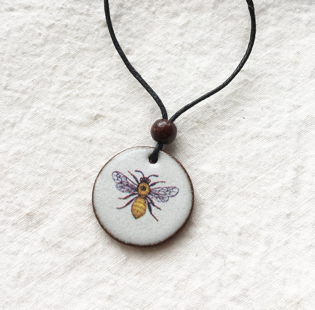 Round Honey Bee Pendant Necklace, Bee Necklace, Honey Bee Necklace, Bee ...