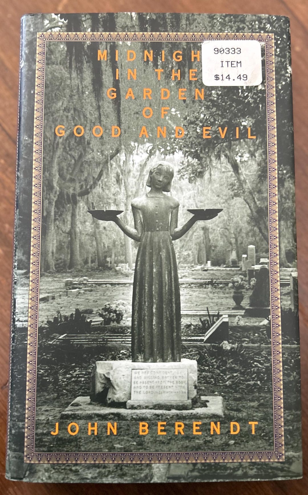 Midnight in the Garden of Good and Evil-- Vintage 1994 Hardcover Book ...