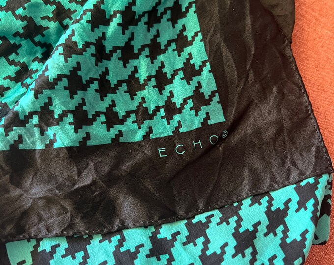 Authentic 100% Silk Scarf. Vintage, Retro Echo, New York. 31x32 Inches ...