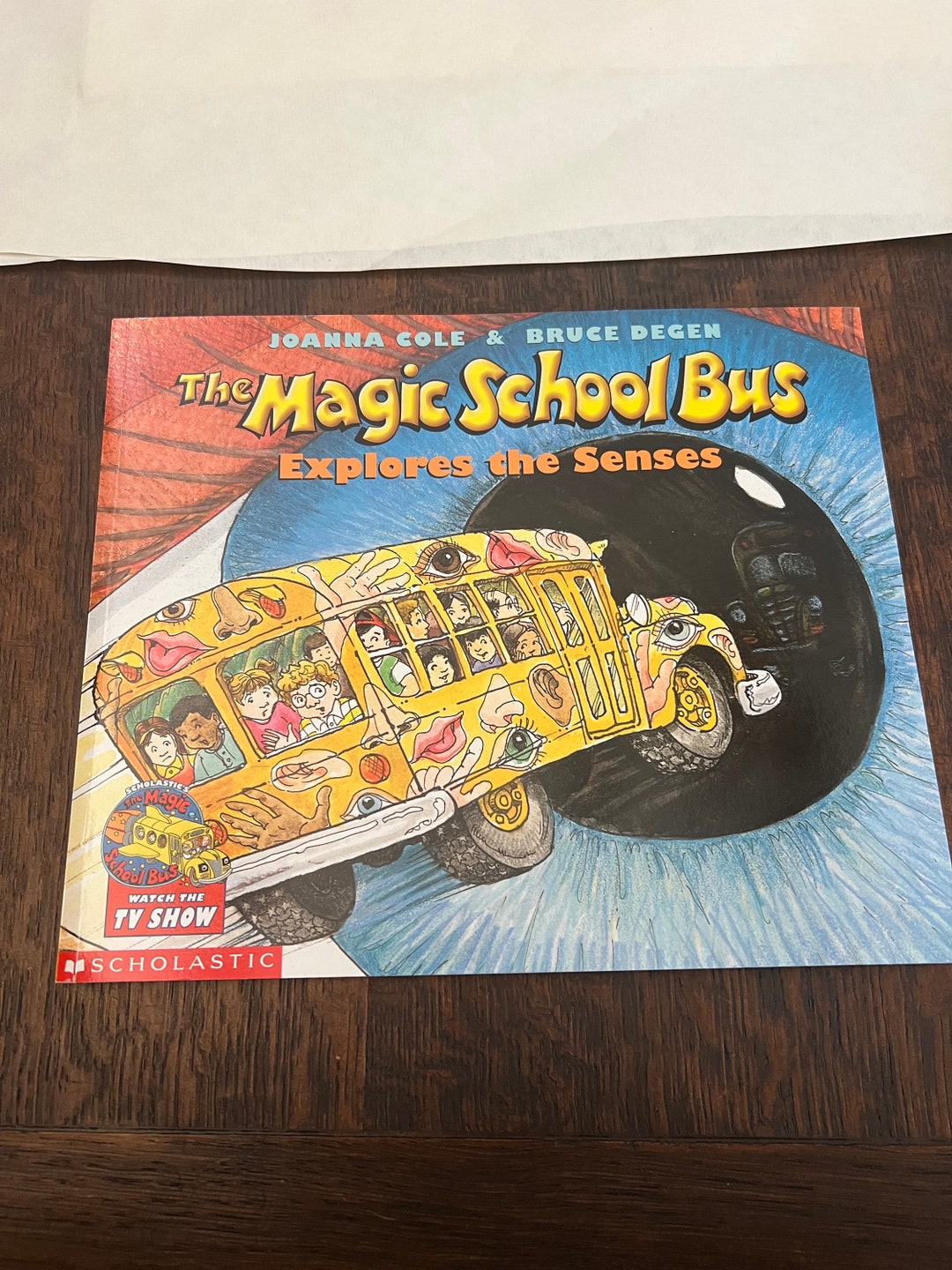 Vintage Scholastic 1999 Cassette Tape and Book, the Magic School Bus ...