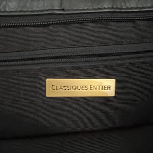 Elegant Beauty. Classiques Entier Tote Leather Bag. 15" Long by 25 ...