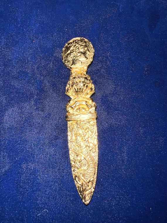 Roman emperor head, detailed dagger, letters opener a… - Gem