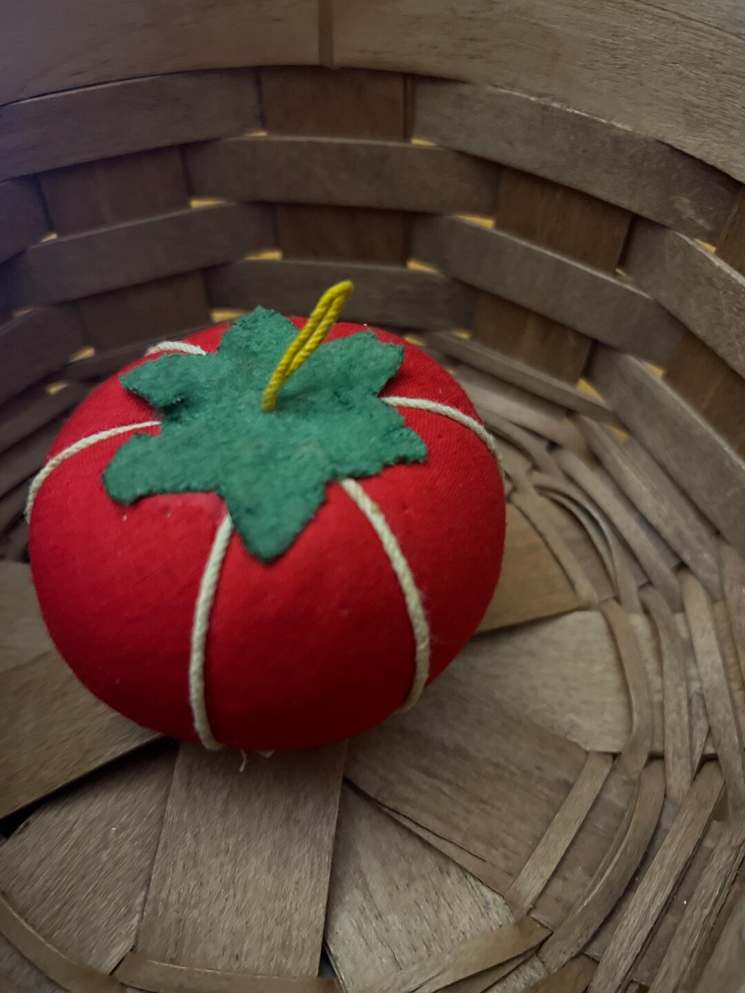 Vintage Tomato and Dog Needle and Pin Holder. It Comes With Plenty of ...