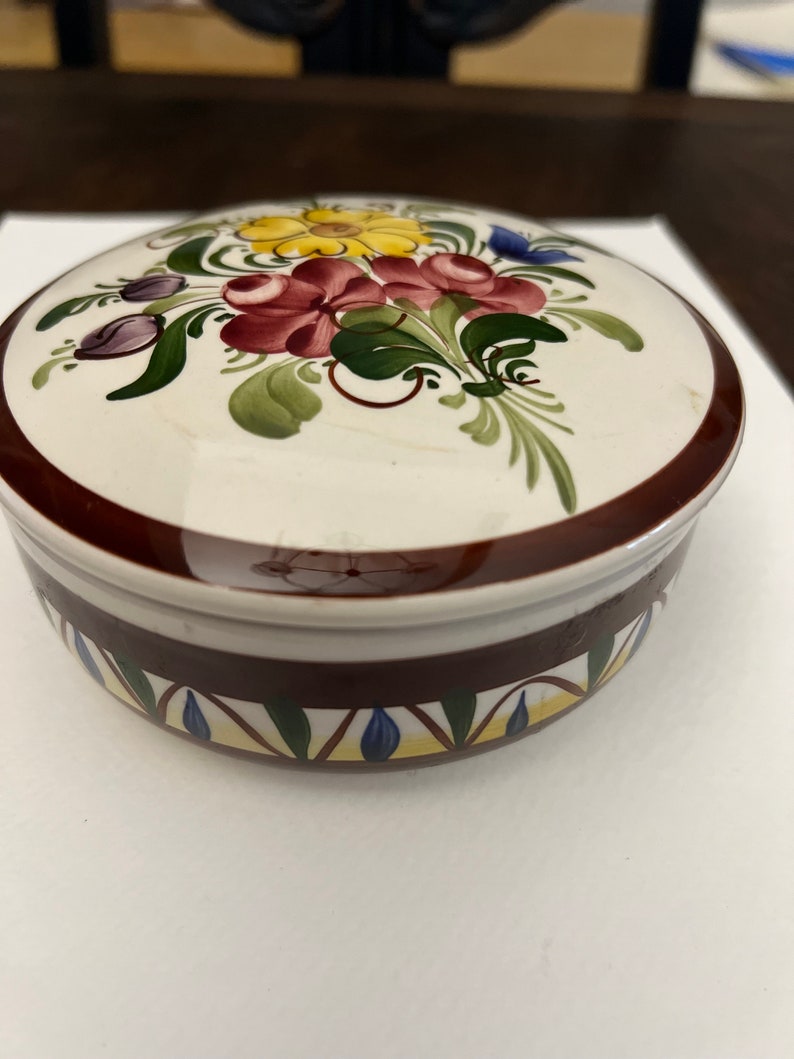 Vintage Wechsler Tirolkeramik Porcelain Round Trinket. Made in Austria ...