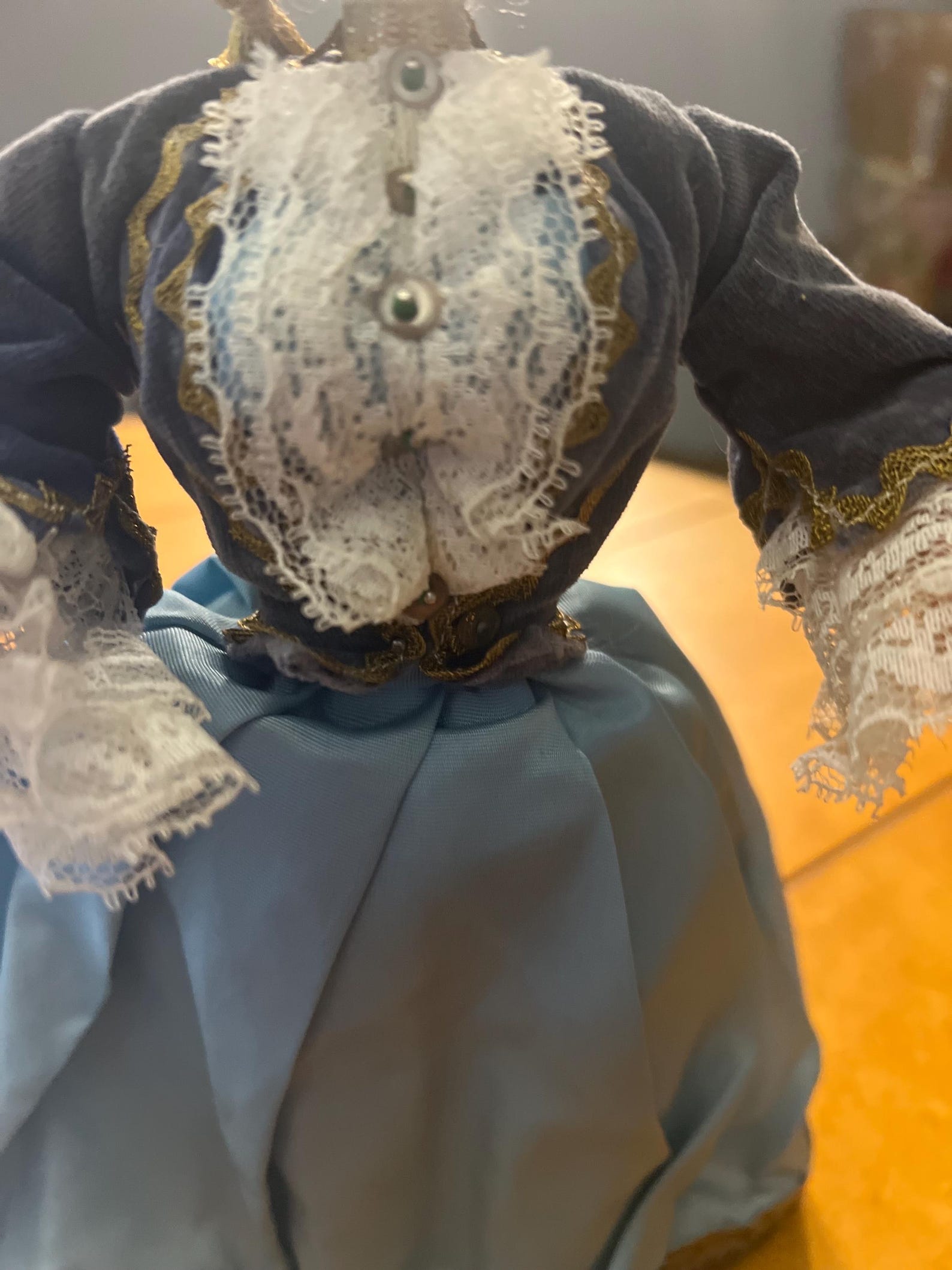 Vintage Amalia Dance Greek Doll. Folkloric Costume. 10x5. Porcelain and ...