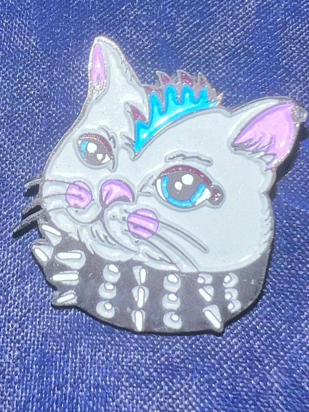 Punk Cat Pin. Unique Enamel Pin, Made in Oaxaca Mexico. A Catictud Like ...