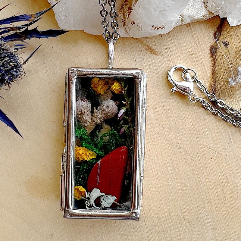 Shadow Box Necklace - Etsy
