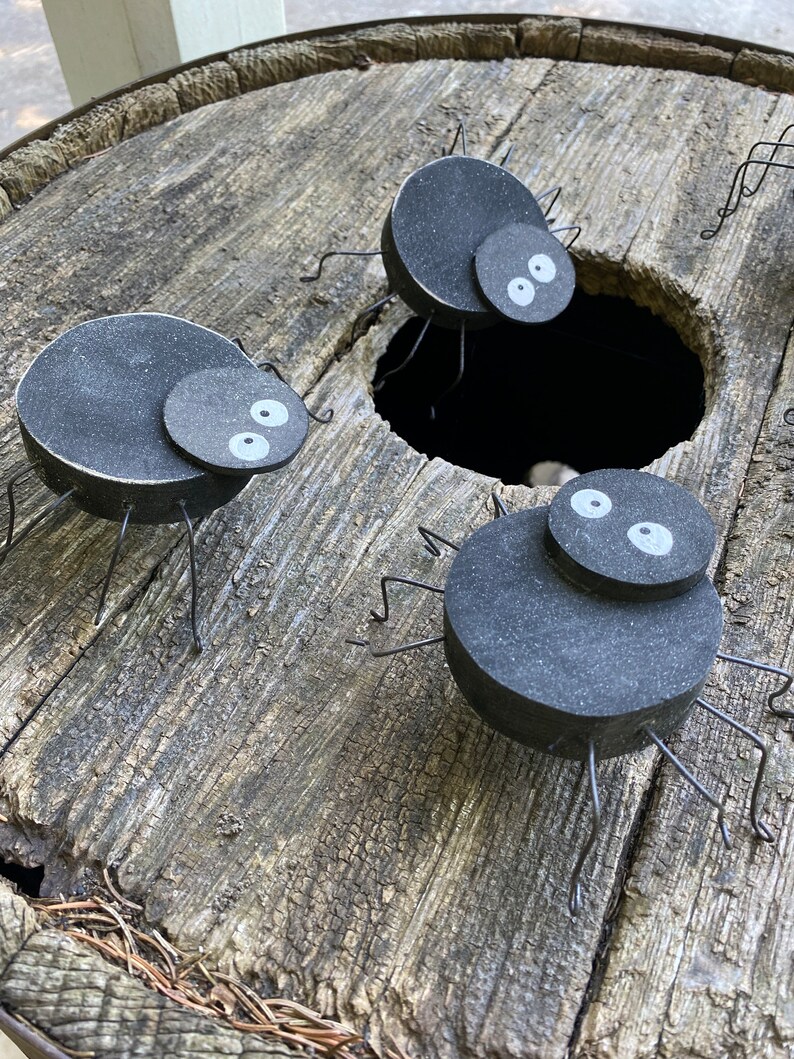 Handmade Wooden Spider Decoration: Spooky Halloween Decor - Etsy