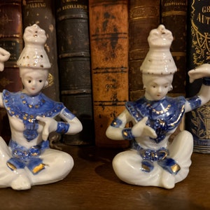 Pair Thai Siamese Blue & White Porcelain Siam Thailand Temple Dancer ...