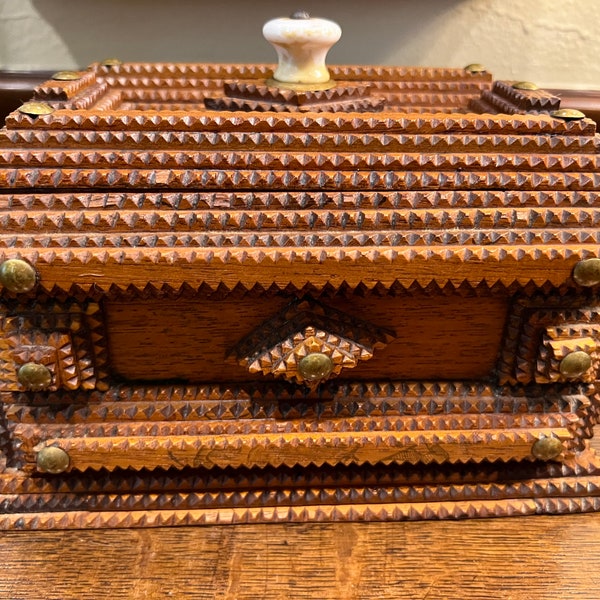 Tramp Art - 60+ Tramp Art for 2023