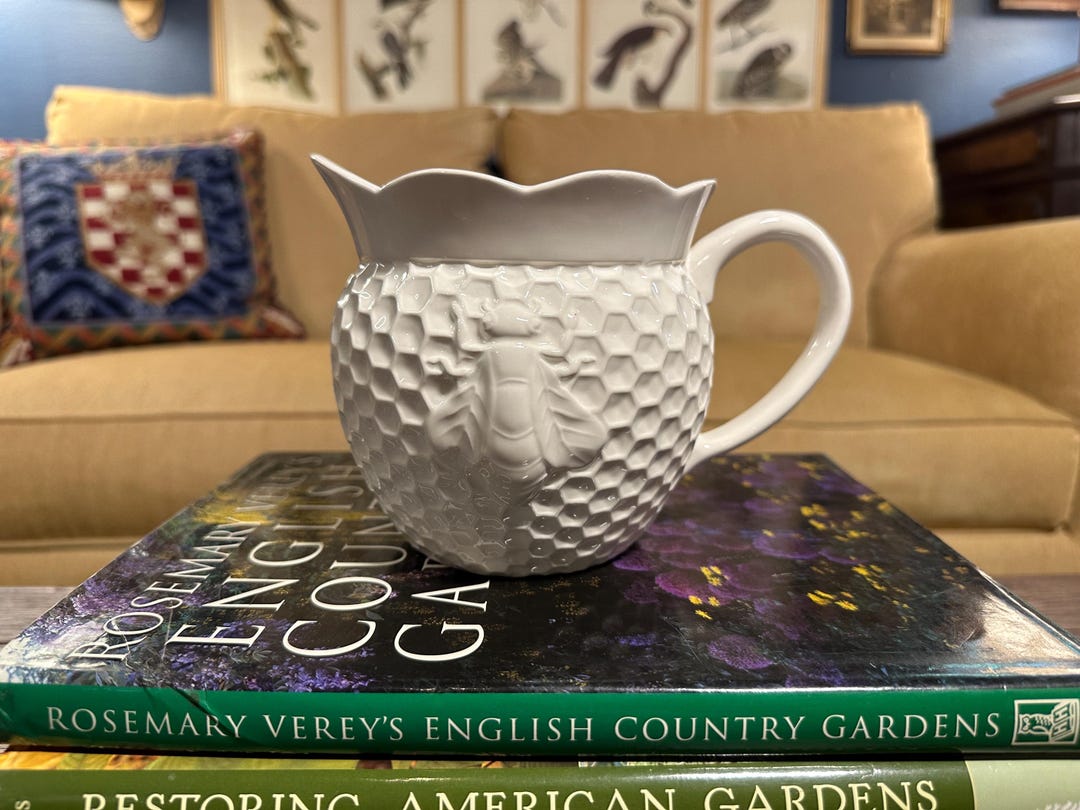 Vintage Beehive Pitcher Jug - Etsy