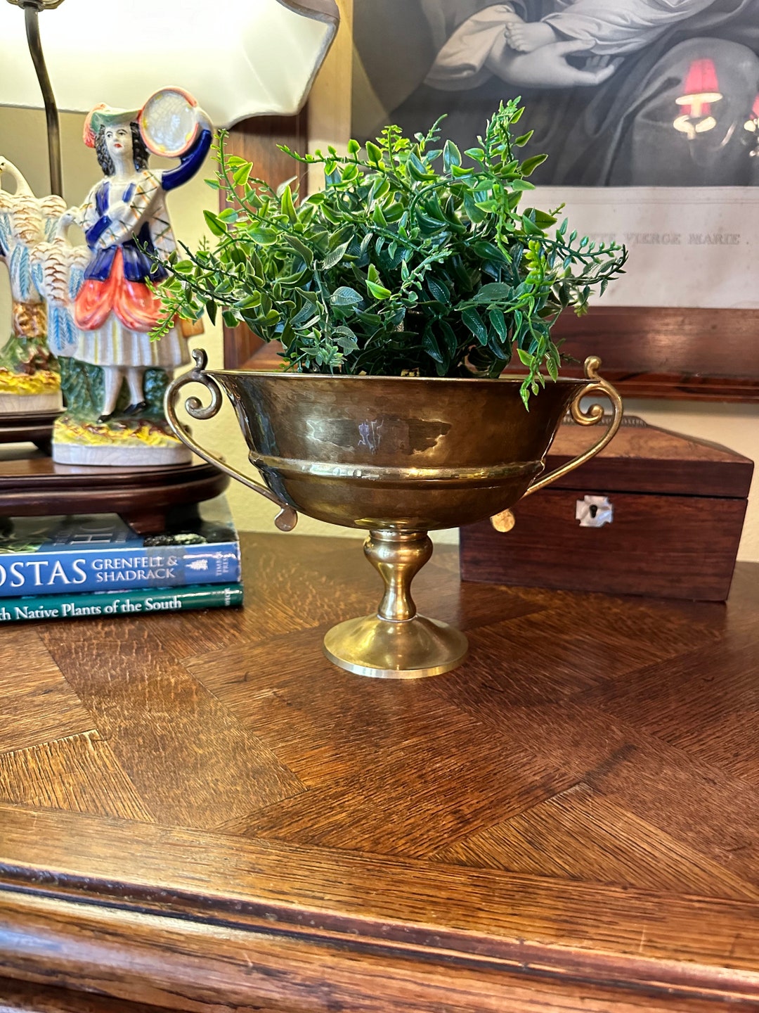 Vintage Hammered Brass Pedestal Bowl - Etsy Vintage Hammered Brass Pedestal Bowl - Etsy