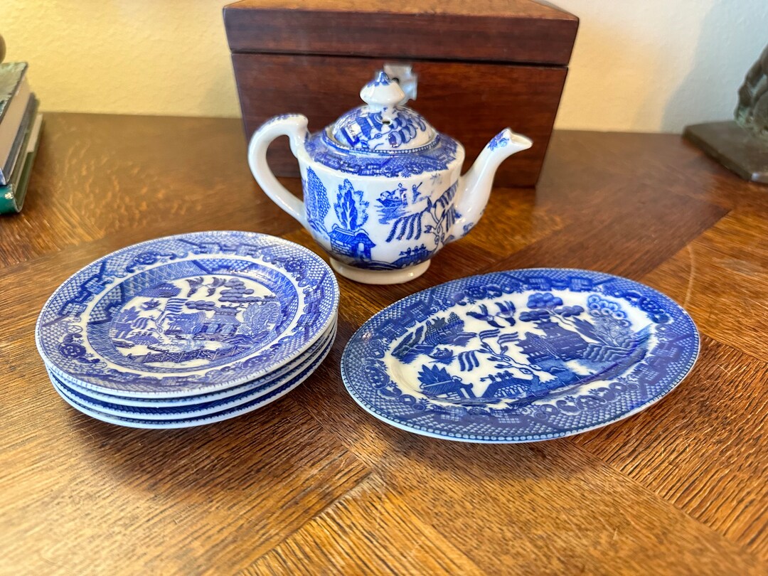 Antique Blue Willow Tea Set - Etsy