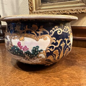 Chinese Chamber Pot With Hunt Scene - Etsy