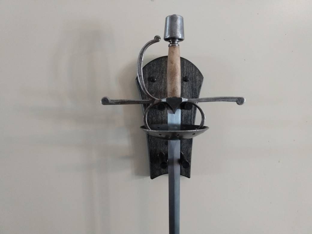 Rapier Specific Vertical Sword Display