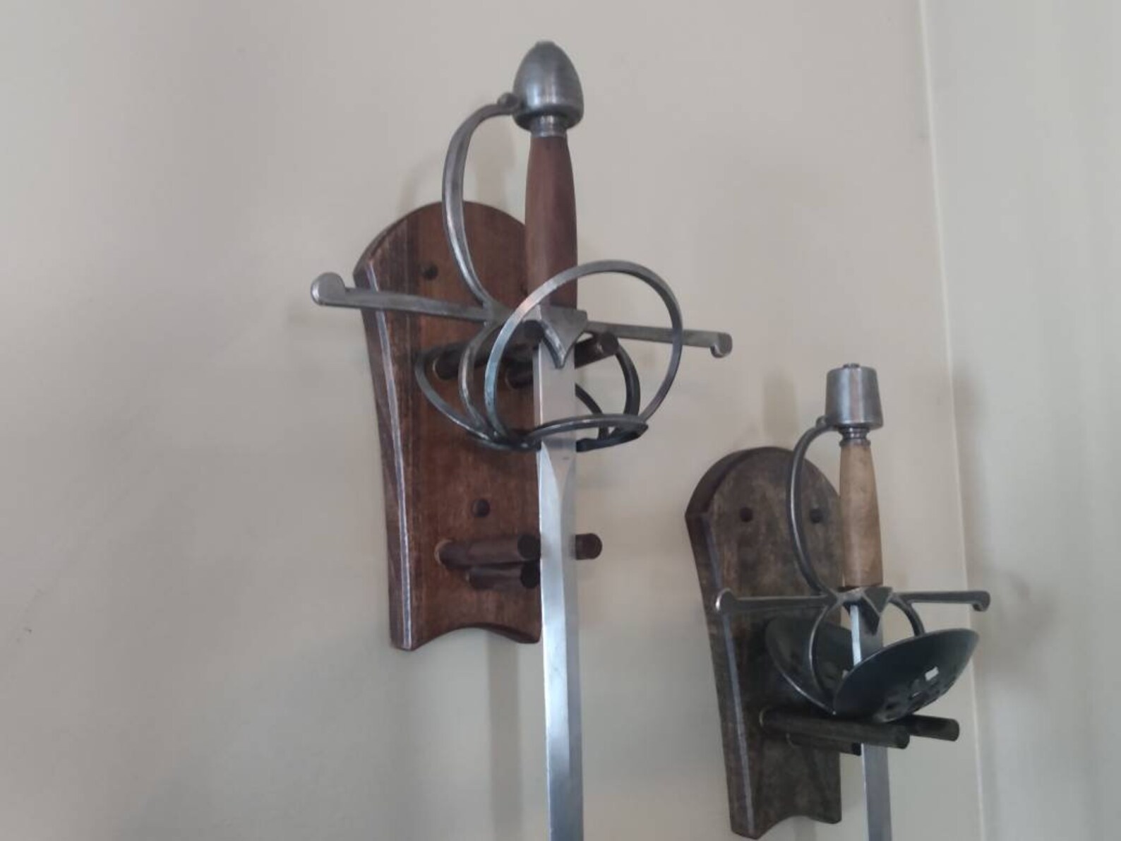 Rapier Specific Vertical Sword Display - Etsy Australia