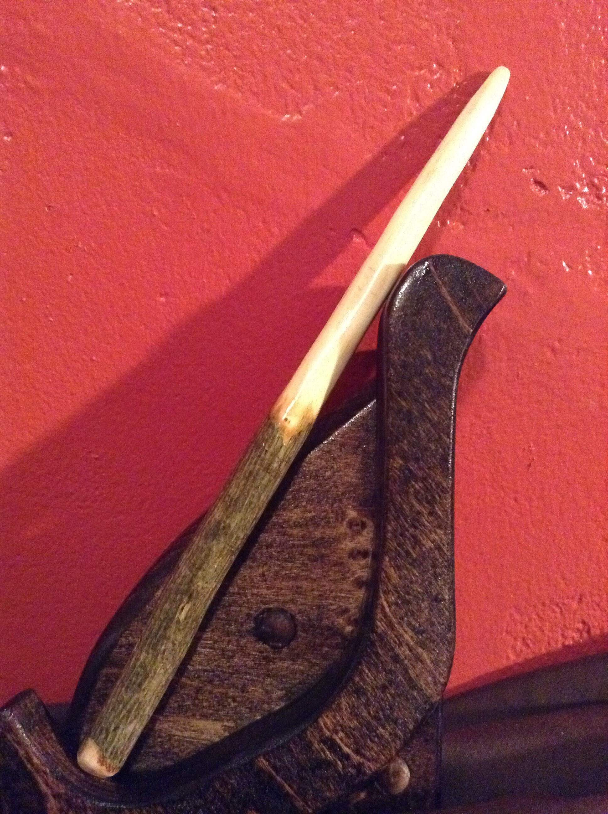 Hawthorne Basilisk Hearstring Magic Wand #297