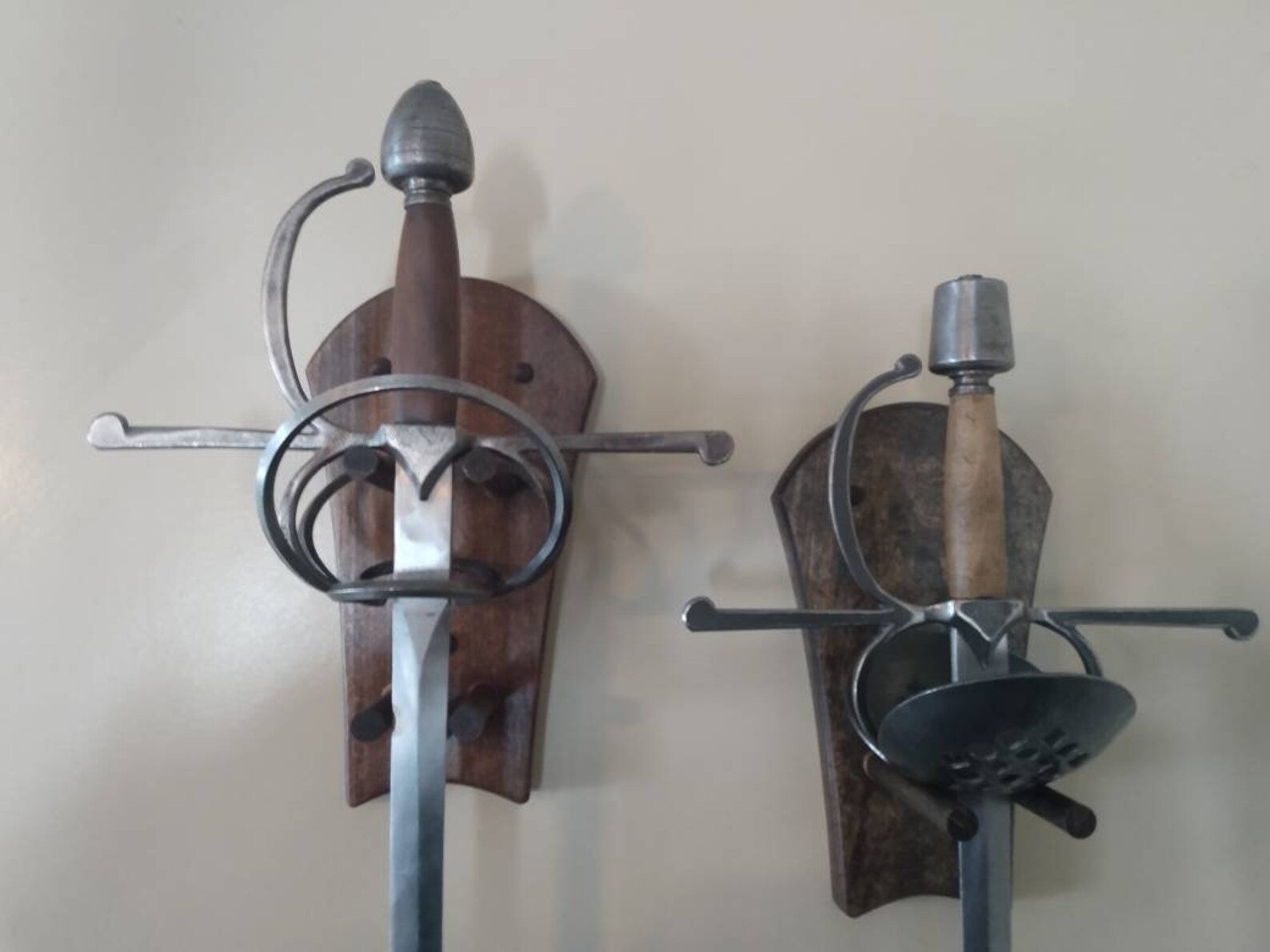 Rapier Specific Vertical Sword Display - Etsy