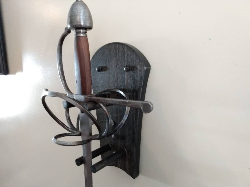 Rapier Specific Vertical Sword Display