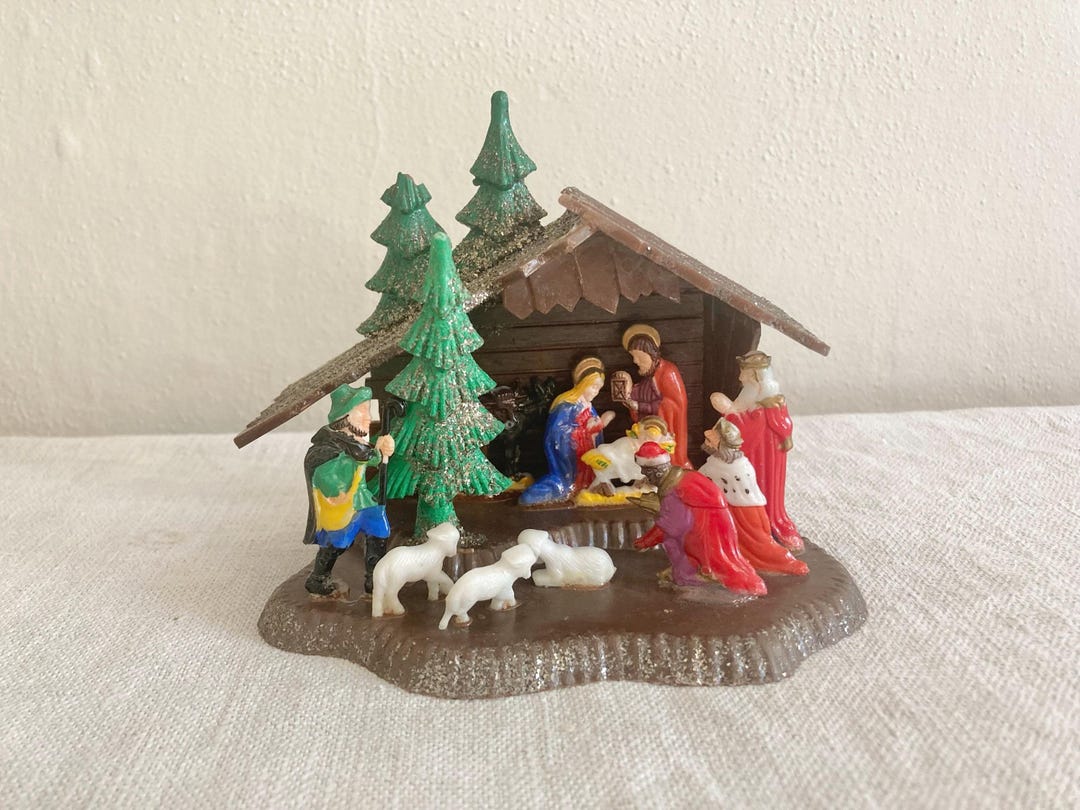 Small Vintage Nativity Scene, Plastic Christmas Ornament - Etsy