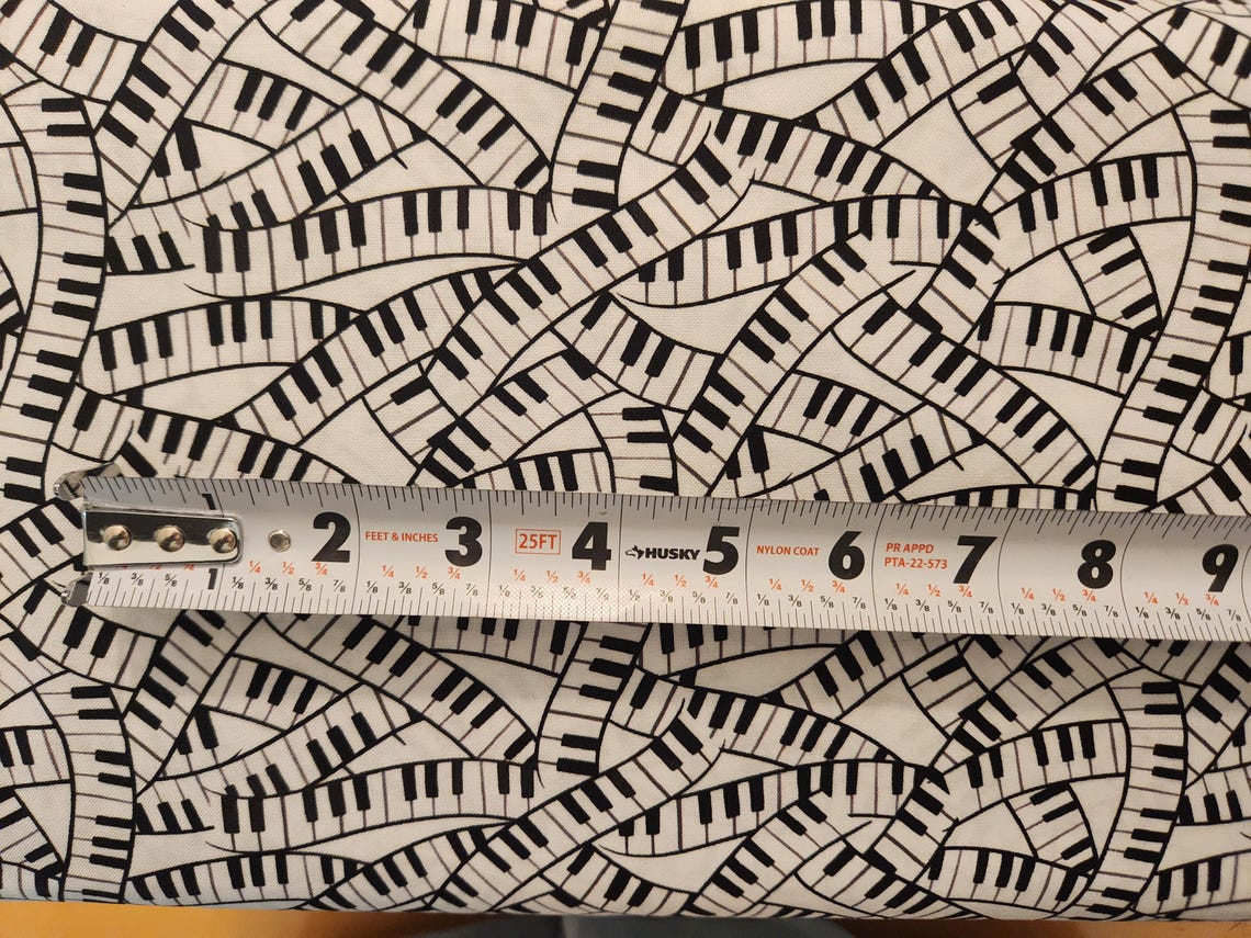 Making Music Piano Keys on White, Great Coordinating Fabric, Quilting ...