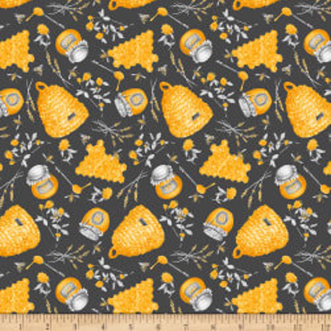 Show Me the Honey by Janet Gaynor for Blank Quilting, Tossed Hives on ...