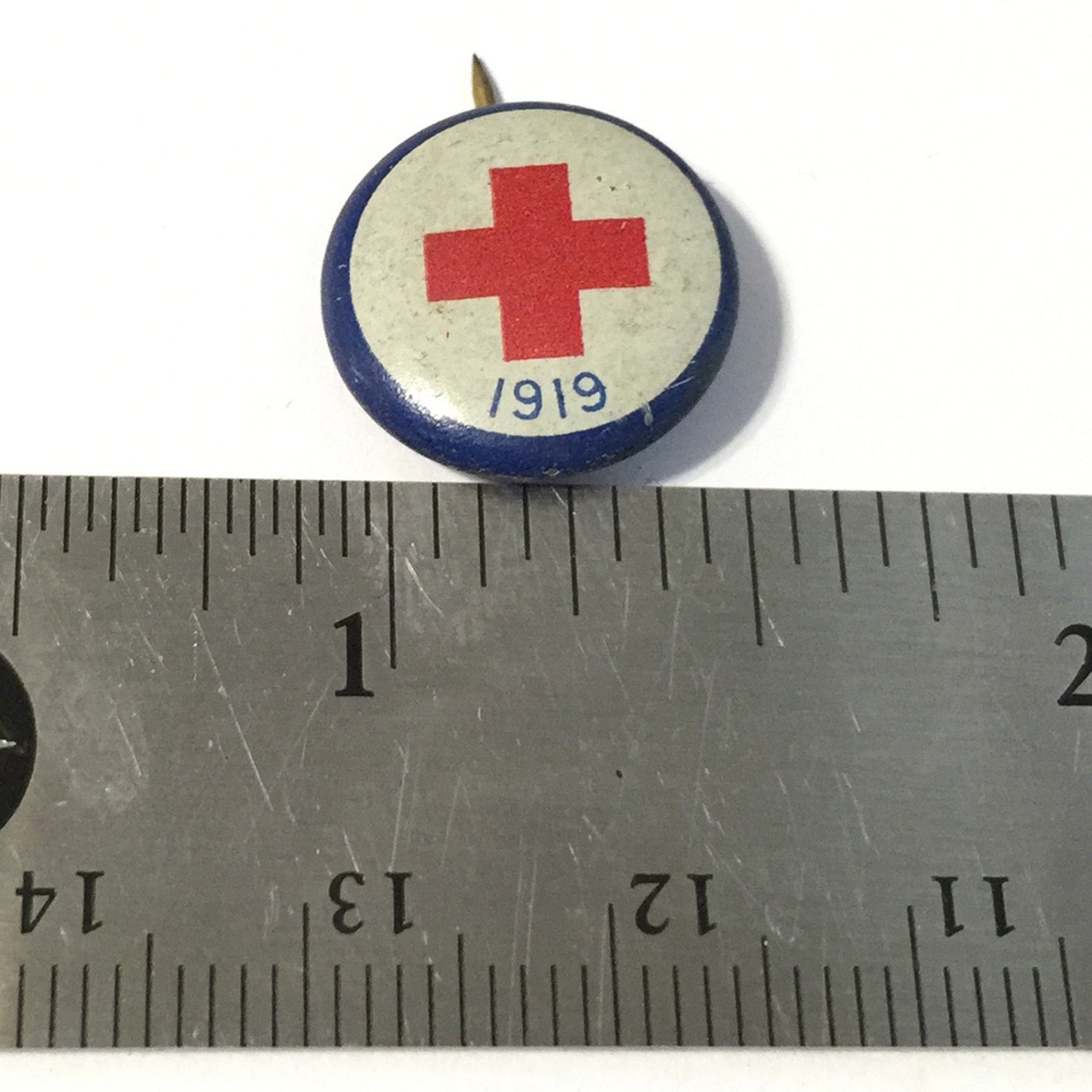 One Vintage Red Cross Pin 1919 Antique WW I Collectible ARC Pinback ...