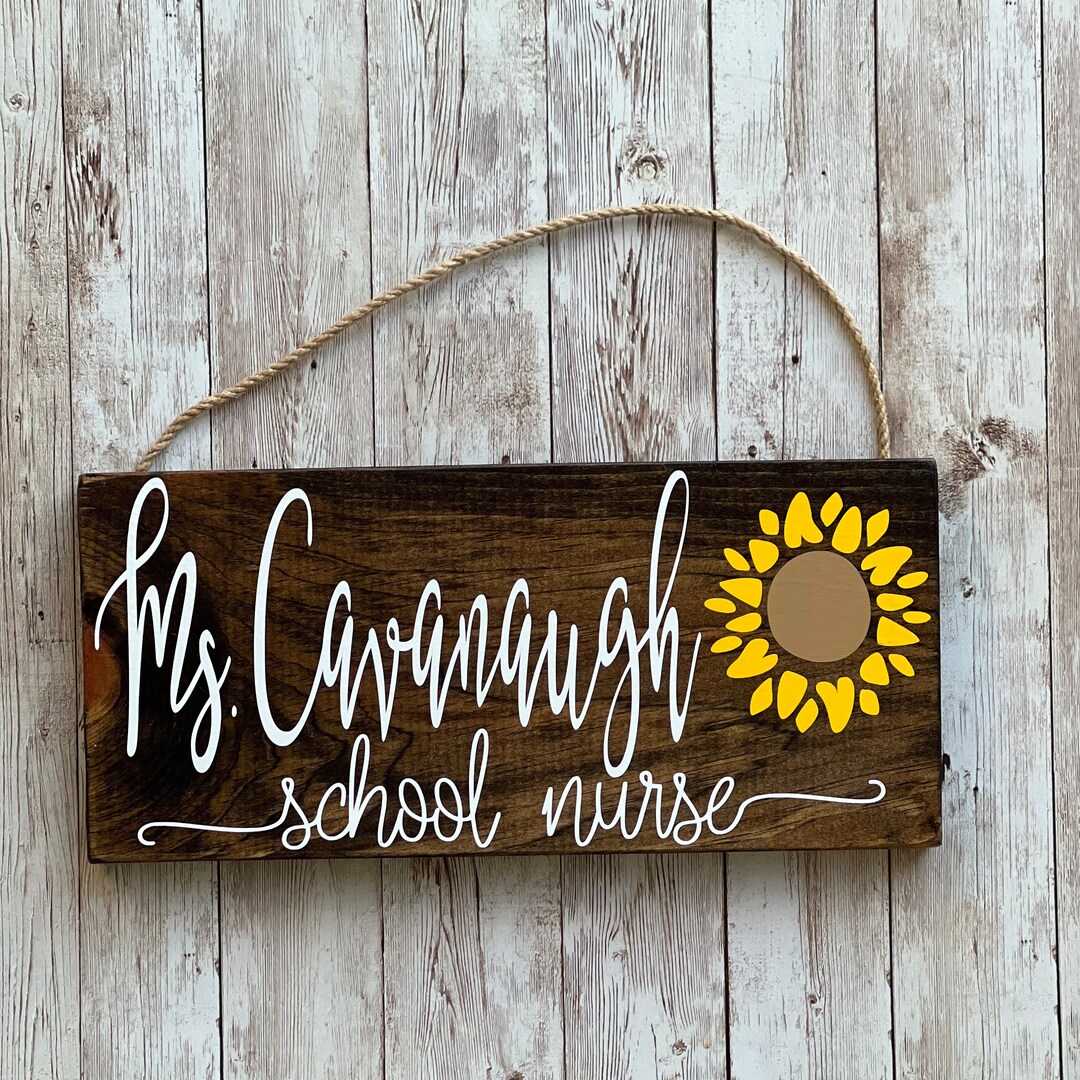 Personalized School Nurse Sign – Thoughtful Gift for Nurses – Unique ...