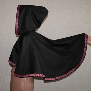 LARP Cape Renfaire Hooded Cape Black Capelet Short Cloak Fantasy Cape ...