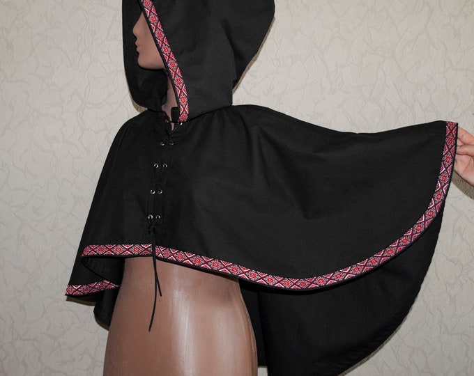 LARP Cape Renfaire Hooded Cape Black Capelet Short Cloak Fantasy Cape ...