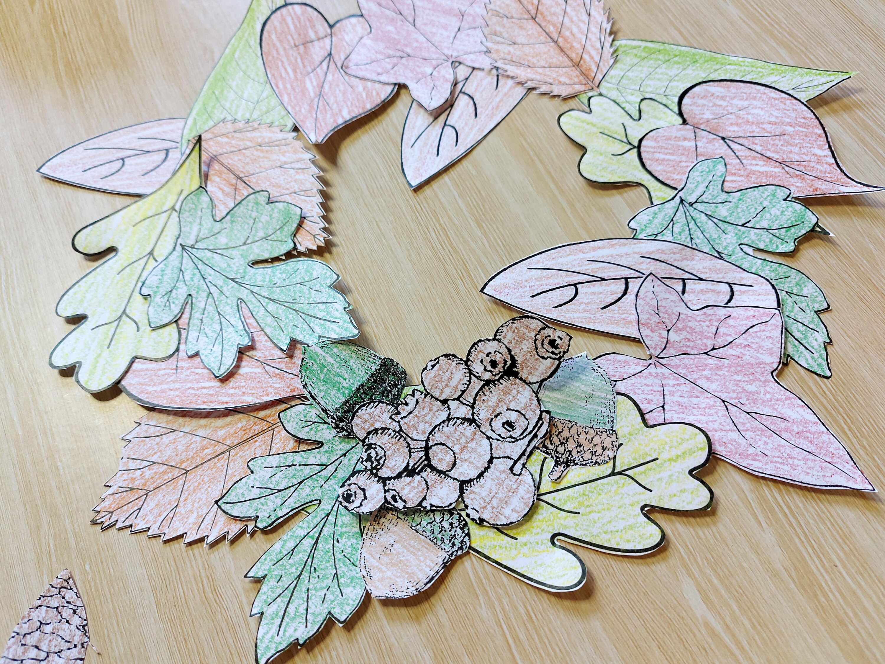Seasonal Leaves Wreath Printable, Thanksgiving Autumn Paper Craft for ...