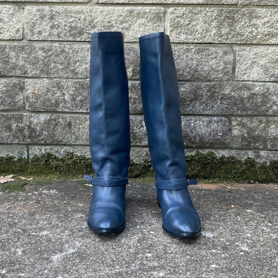 size 7 B - 1990s navy equestrian style boots by VIA M… - Gem