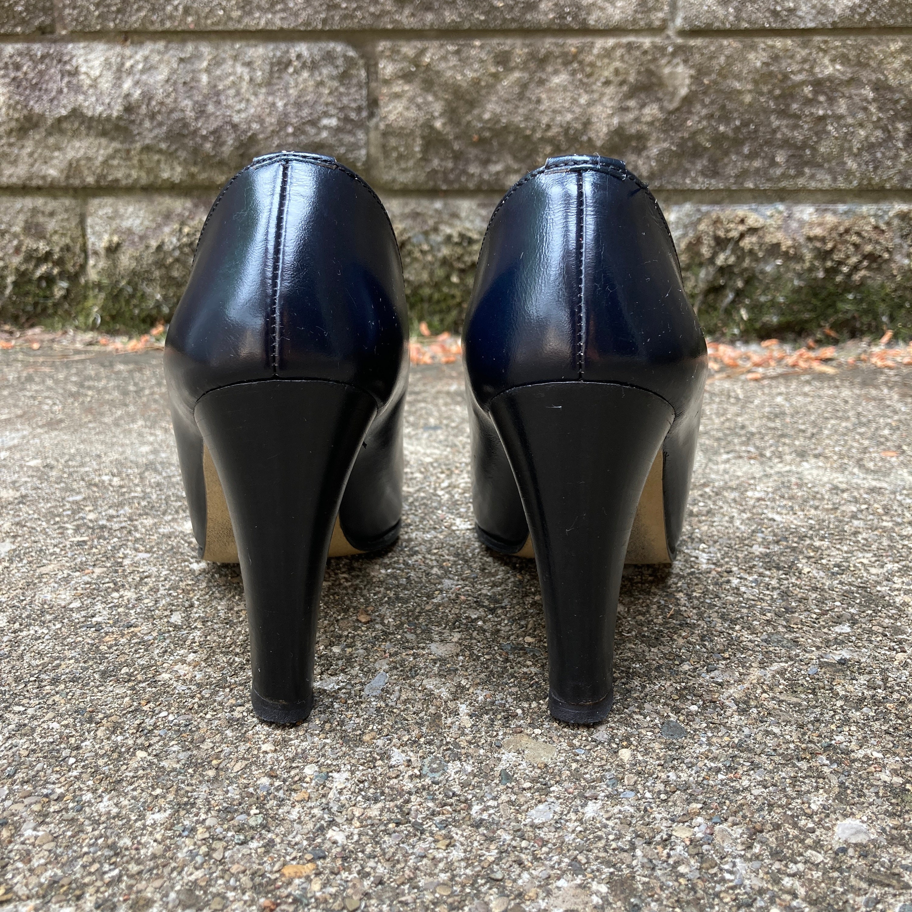 Size 5 M - 70s/80s Black Pumps With Stacked Heels by ETIENNE AIGNER - Etsy