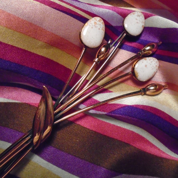 Modernist Pin - Etsy