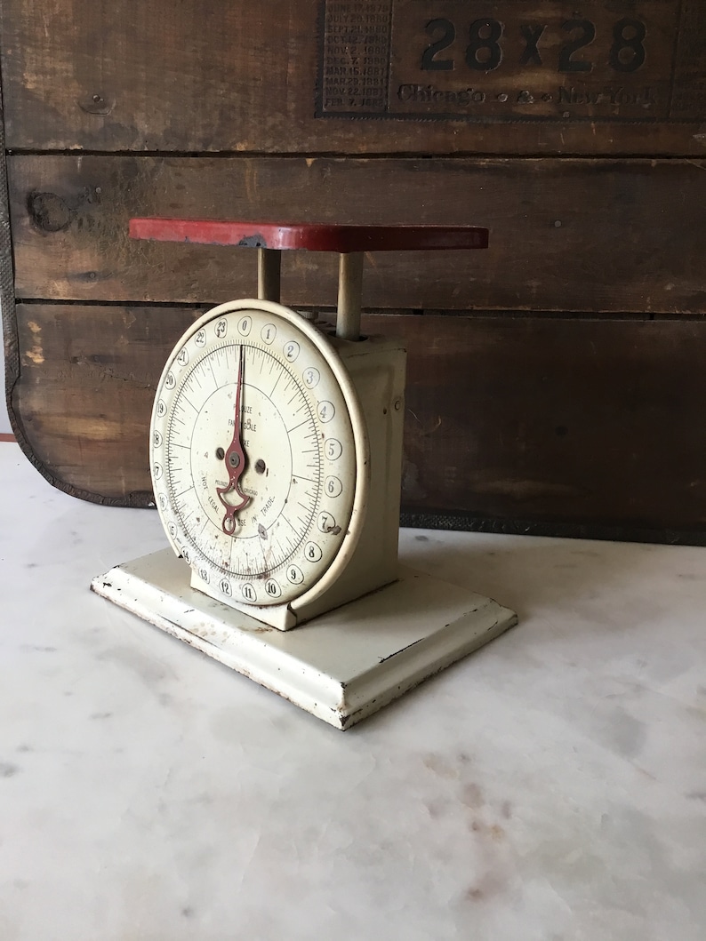 Vintage Kitchen Scale - Etsy