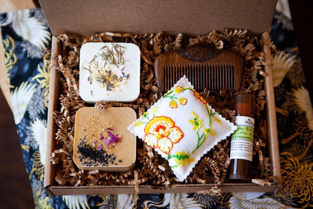 Custom Gift Set. Handmade Soaps Gift Box. Bath Gift Set. Natural ...