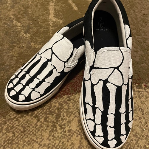 Hand PAINTED HALLOWEEN SHOES Skeleton Feet Shoes - Etsy