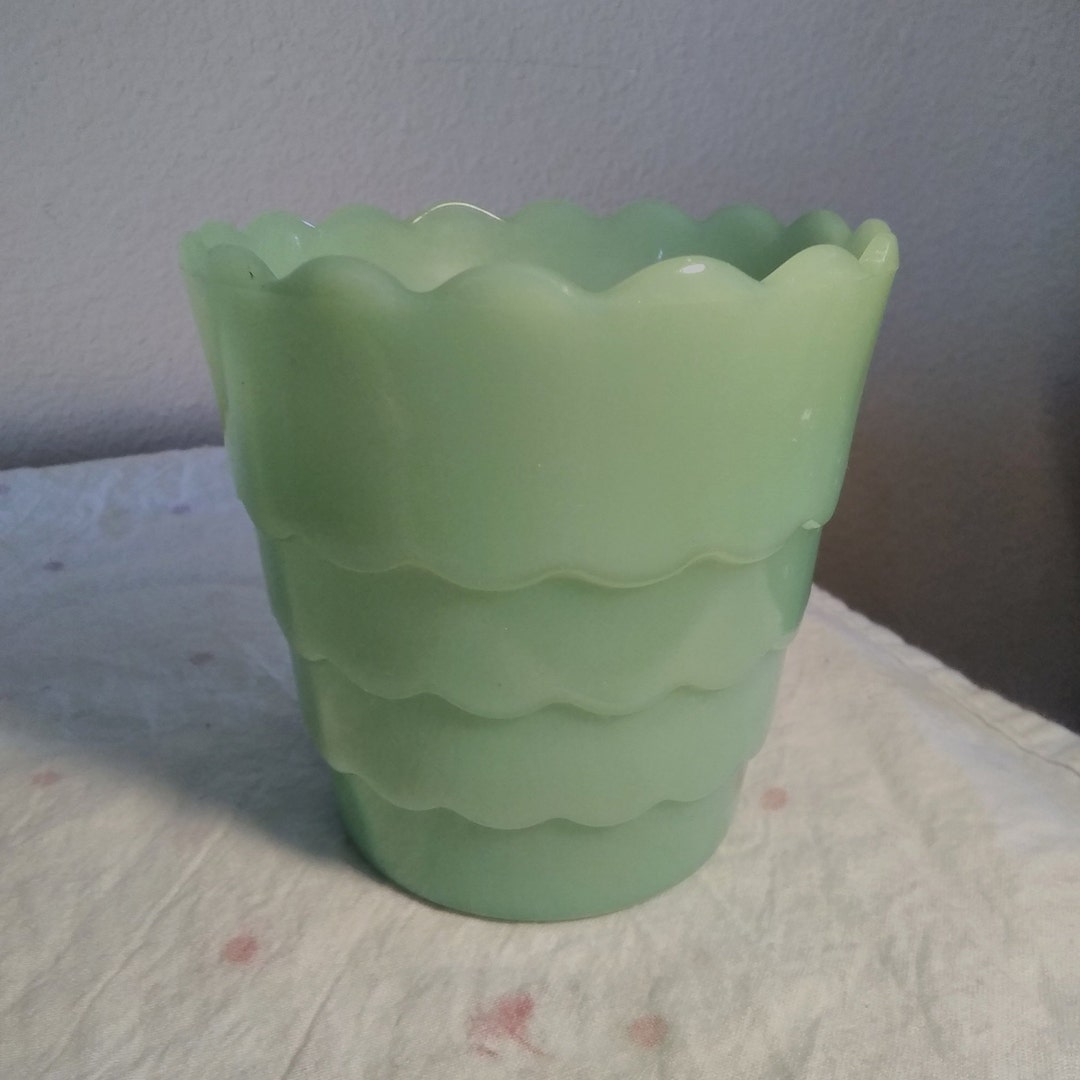 Jadeite Tiered Flower Pot or Vase, 3 1/2 Inches Tall, Scalloped Top Rim ...