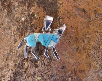 Blue Wolf Pendant - Etsy