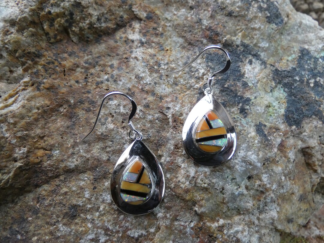 Beautiful Handcrafted Spiny Oyster, Onyx Gemstone and Opal Tear Drop ...