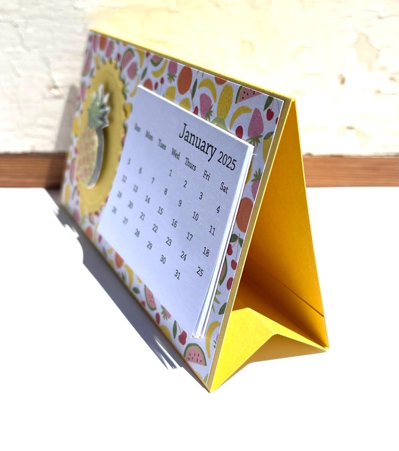 2025 Pineapple Stand up Desk Calendar - Etsy