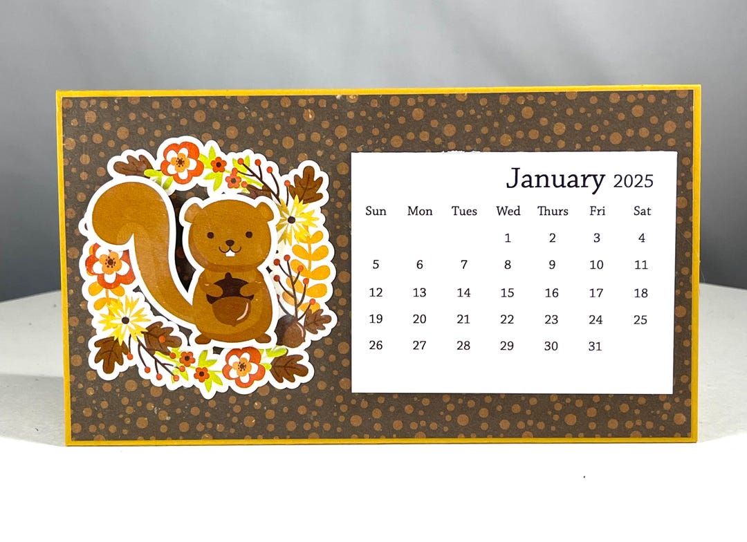 2025 Squirrel Stand up Desk Calendar - Etsy