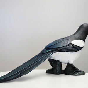 Magpie Bird Statue Hand Cast Resin Figurine - Etsy