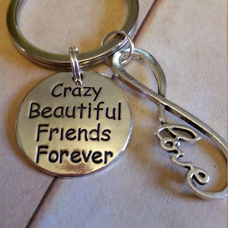 Friendship Gift - 60+ Gift Ideas for 2024